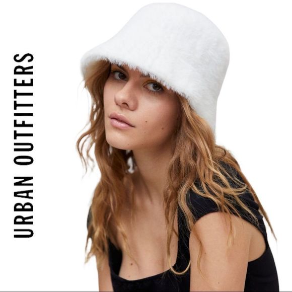 Urban Outfitters | Accessories | New Yazurbanoutfitters White Fuzzy ...